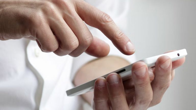 Stickers On Your Phone: How To Put & Remove Them Safely